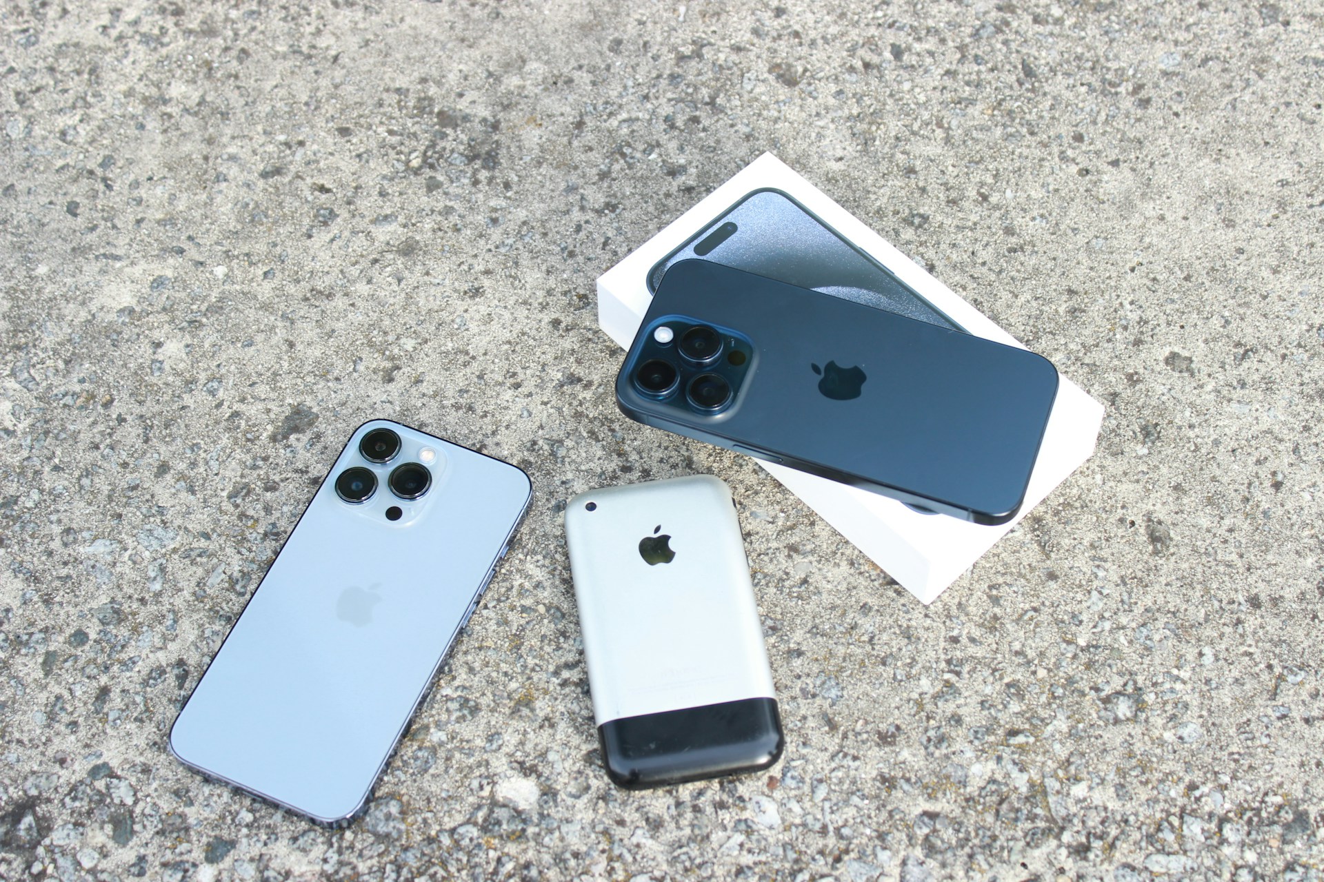 iPhone 14 vs. iPhone 15 Comparison - Is it Time to Upgrade? - The iOutlet