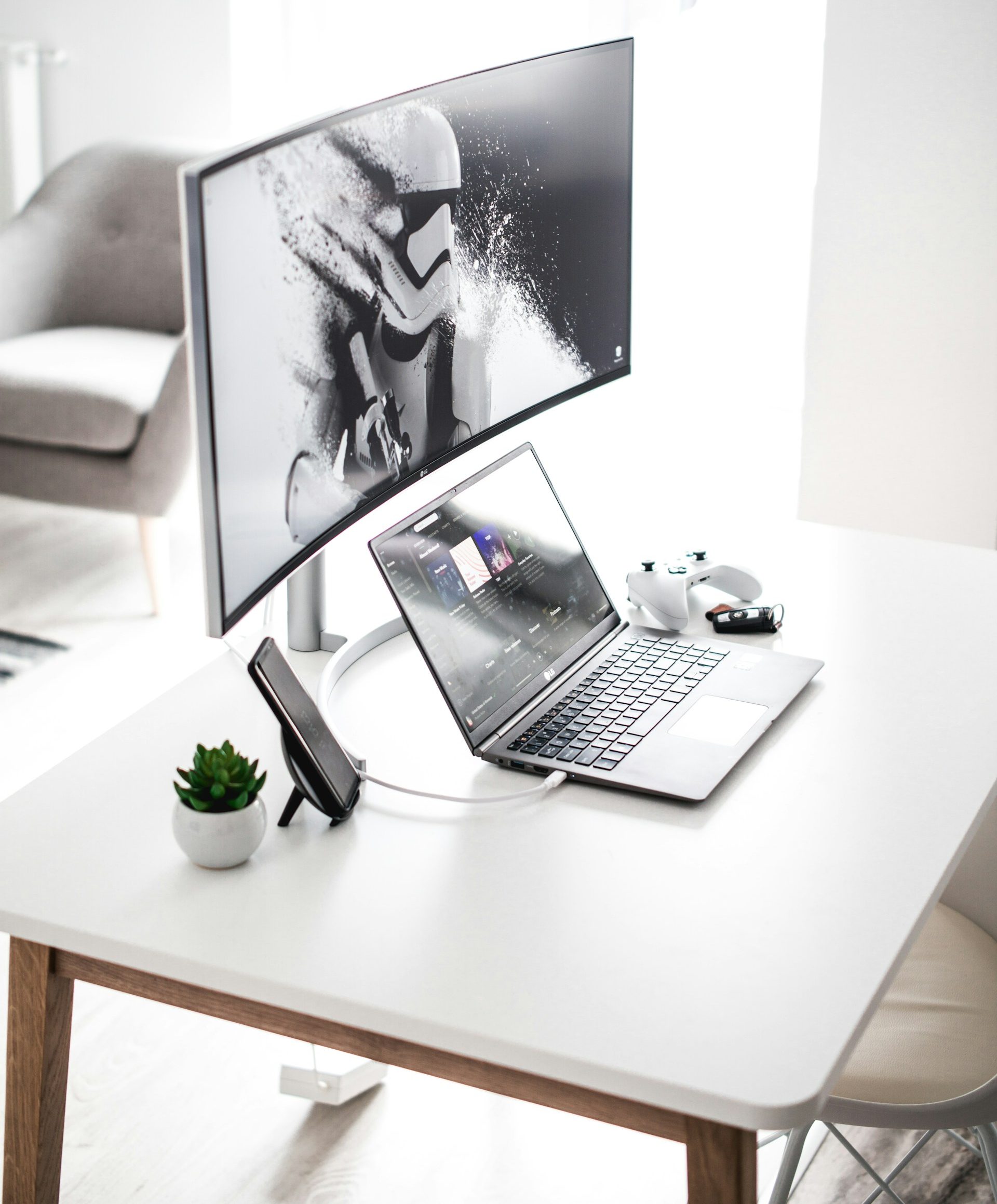 MacBook Pro vs. MacBook Air: Which refurbished laptop is right for you ...